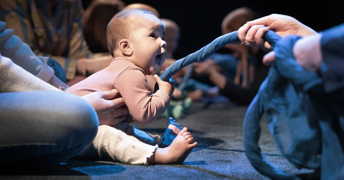 Bebisteater: Vau Vau | Kulturhuset Möbeln
